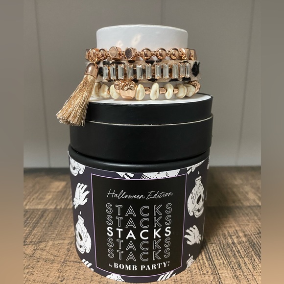 Bomb Party | Jewelry | Bomb Party Halloween Stacks 222 Tribal Skull ...